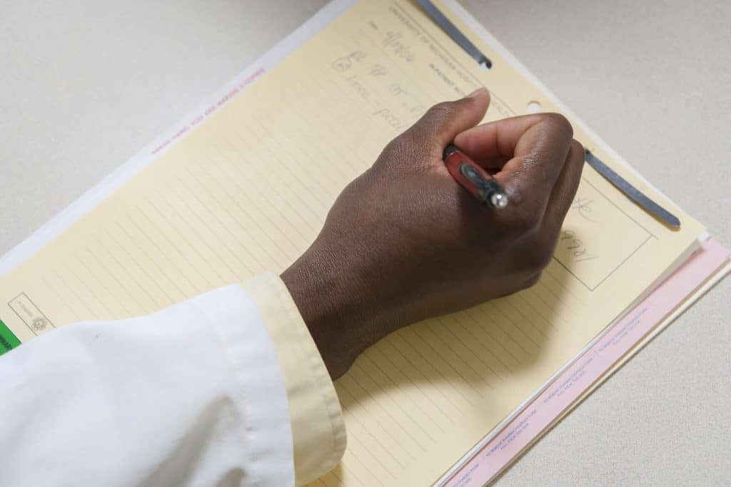 Gov. Quinn Approves Chiropractic Physician’s Authority To Issue “Sick ...